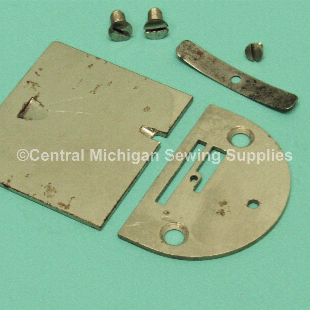 Vintage Original Singer Bobbin Cover & Needle Plate Set Fits Model 66 ...